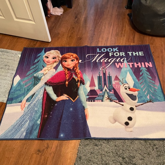 Accents | Disney Frozen Rug With Elsa Anna And Olaf | Poshmark
